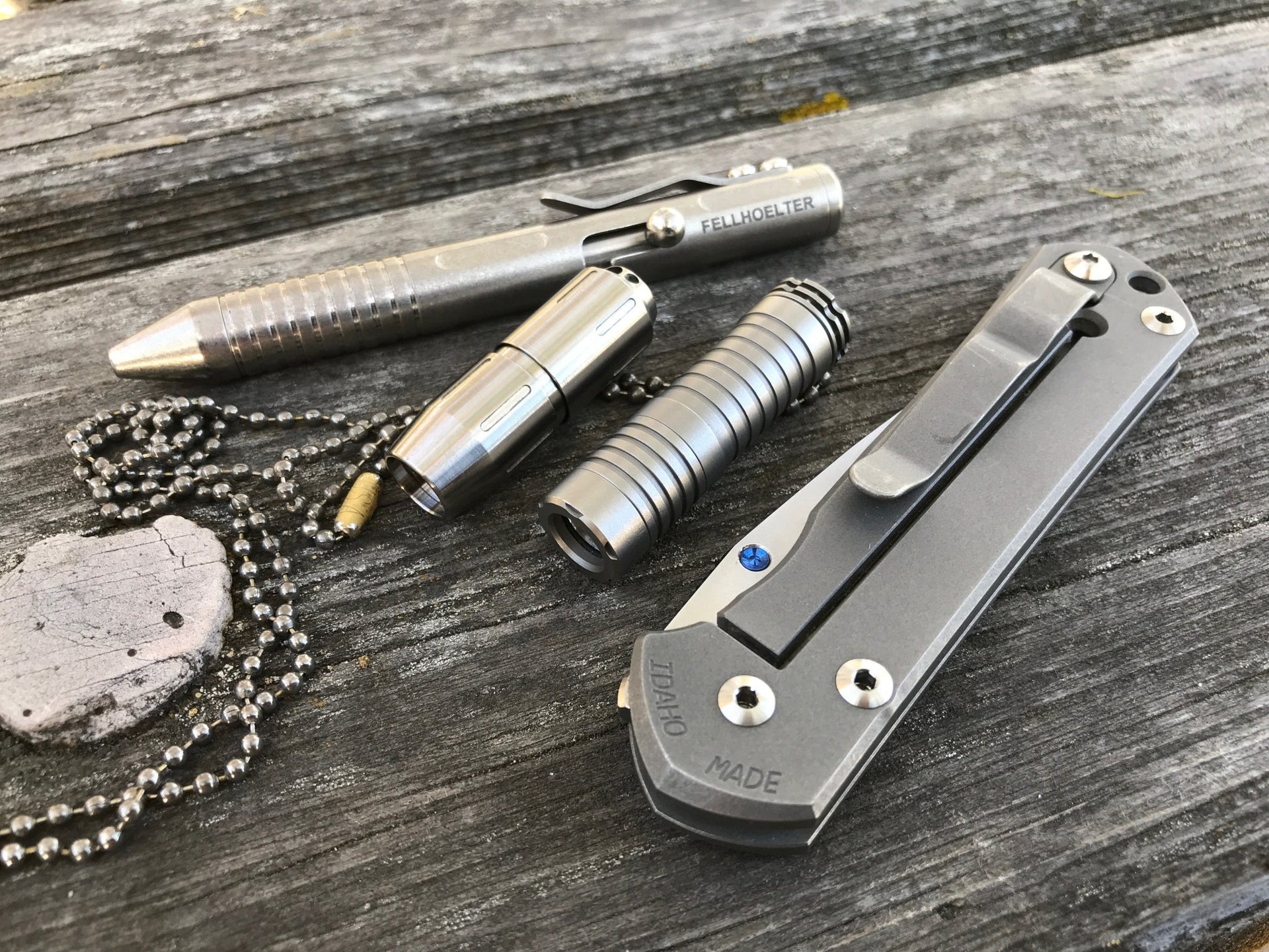 Ultimate Guide to Flashlight Battery Sizes | Urban EDC Supply – URBAN EDC®