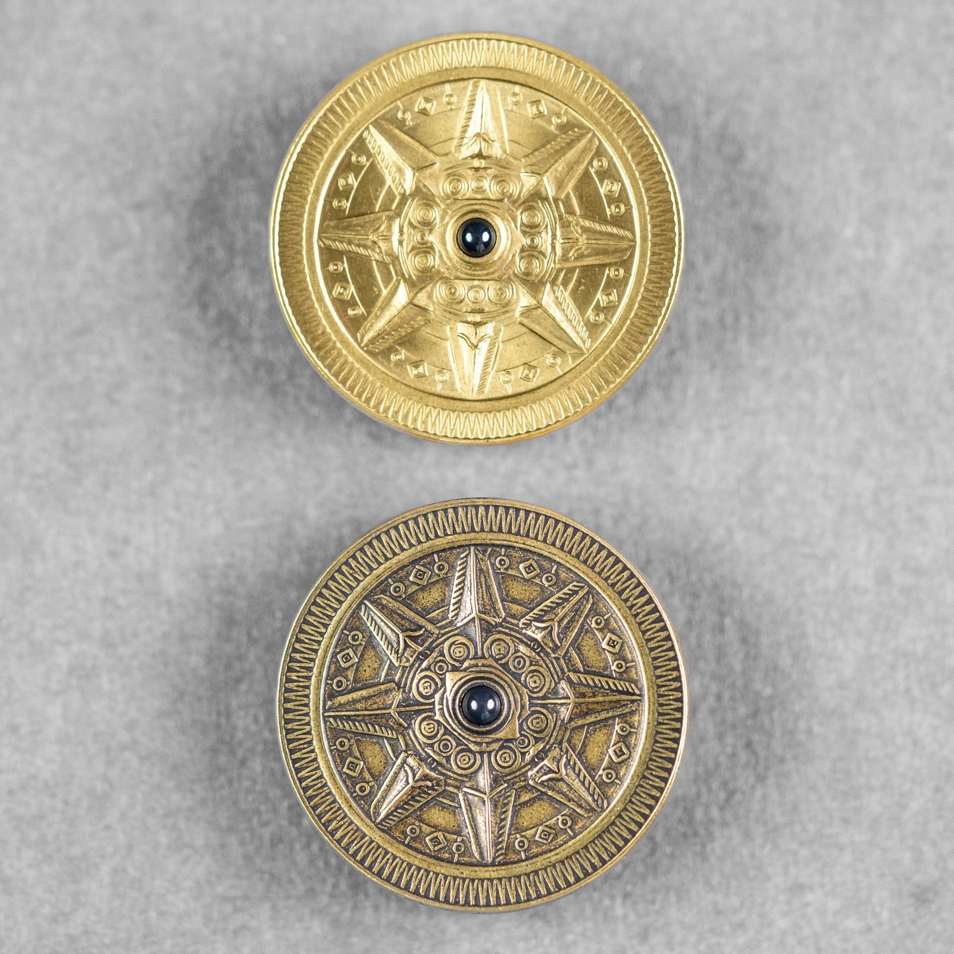 Astronomer Double Spinning Coin - Brass – URBAN EDC®