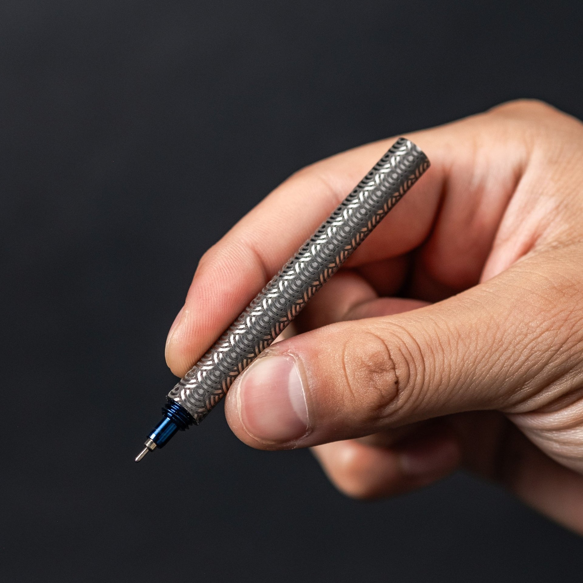 Blank Forces x URBAN CHROMA Titanium EDC Ink Keychain Pen - Blue Seiga ...